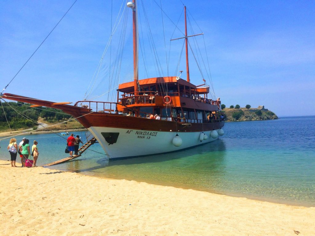 Toroneos Gulf Cruises – Boat tickets only – TravelPro Services